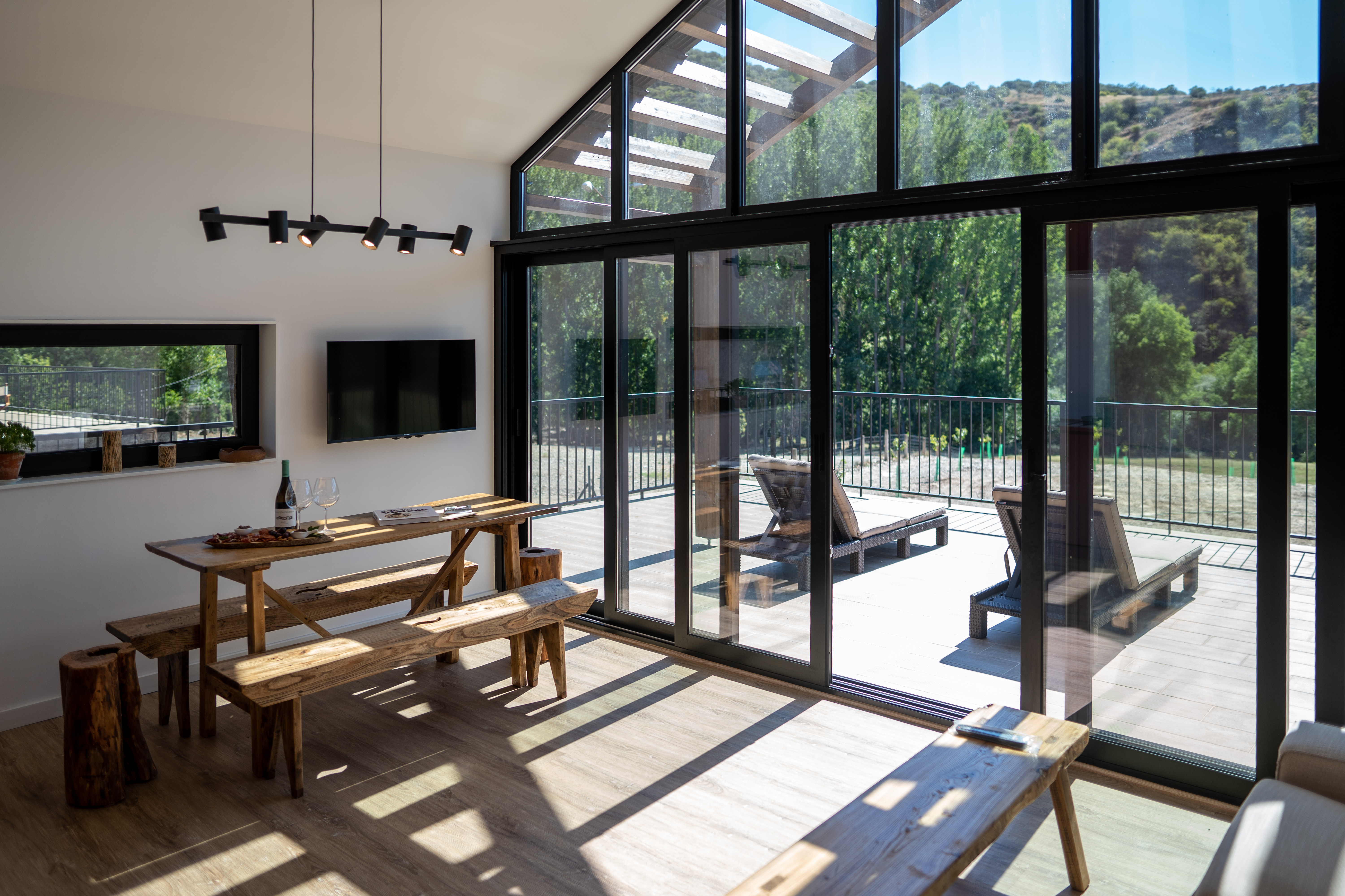 Architecture in Dialogue with Nature: Expanded Cork Cladding | Case ...